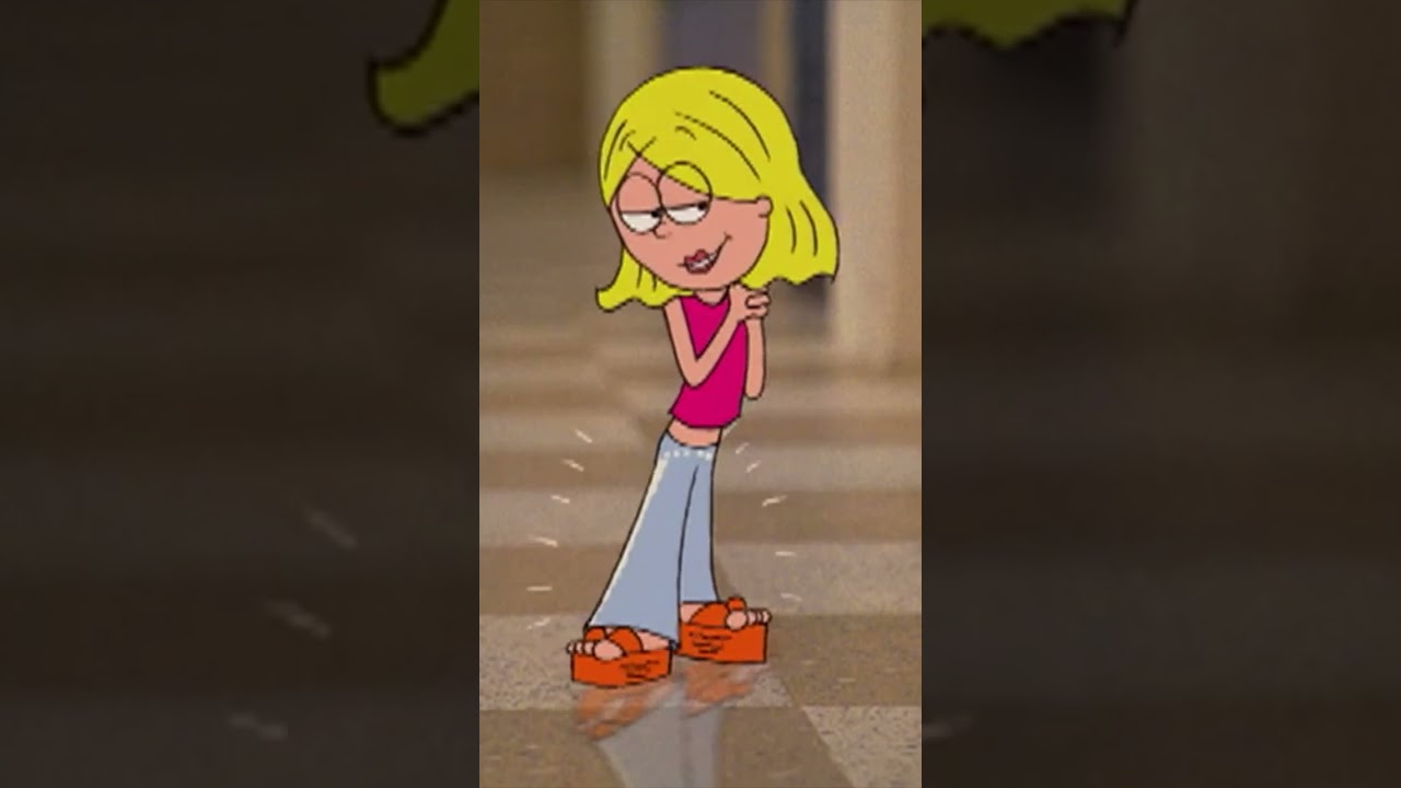 Reminder that every hallway is a runway ✨ | Lizzie McGuire @DisneyClubUK