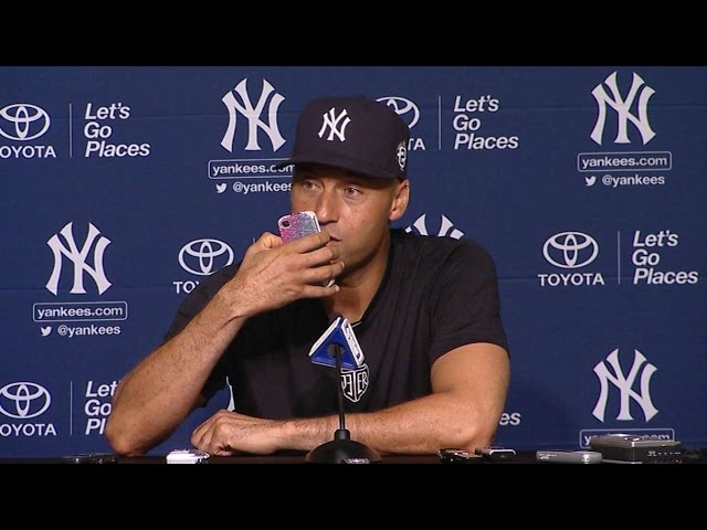 5 hilarious moments that showcase Derek Jeter's funny side