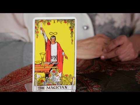 How to Read the Magician Card | Tarot Cards