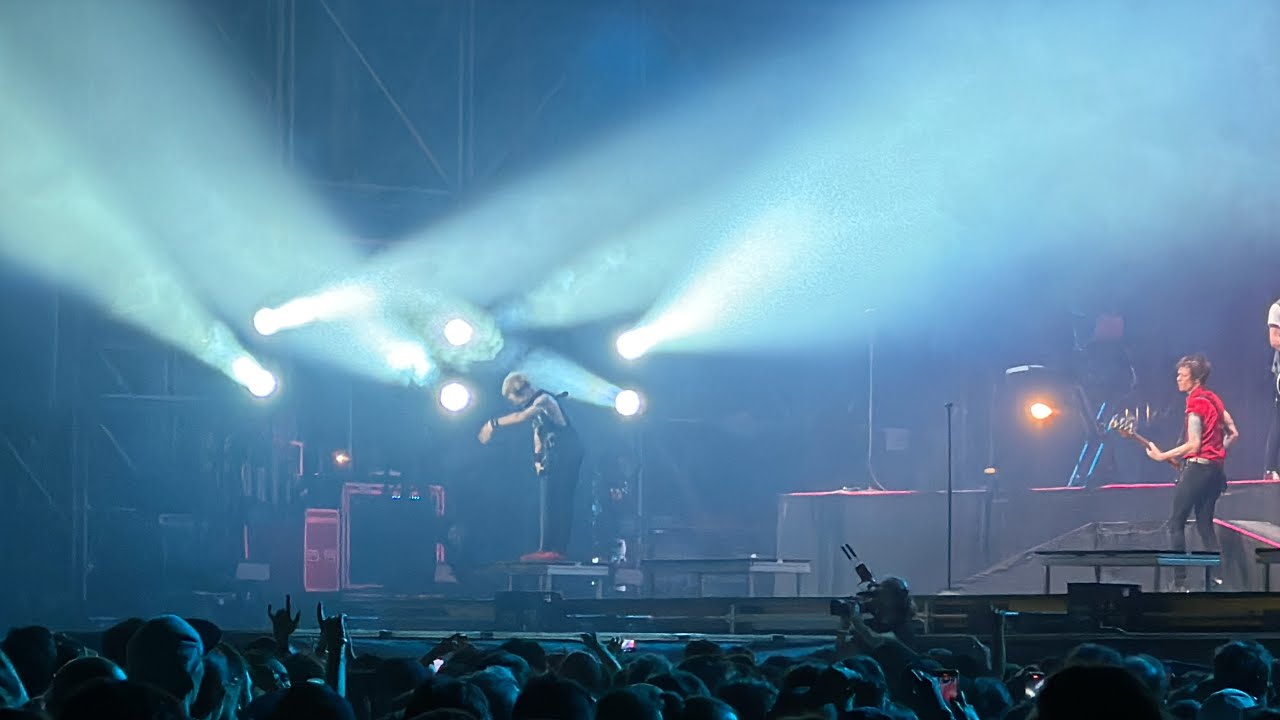 240709 Sum 41 - Makes No Difference (Live in I-Days Milano)