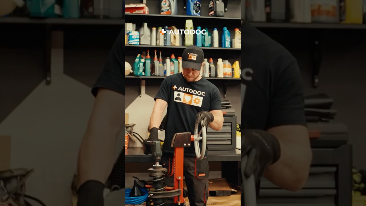 Un tur al atelierului nostru 🚗✨ #garaj #roomtour #review #garajdevis #auto #mașină