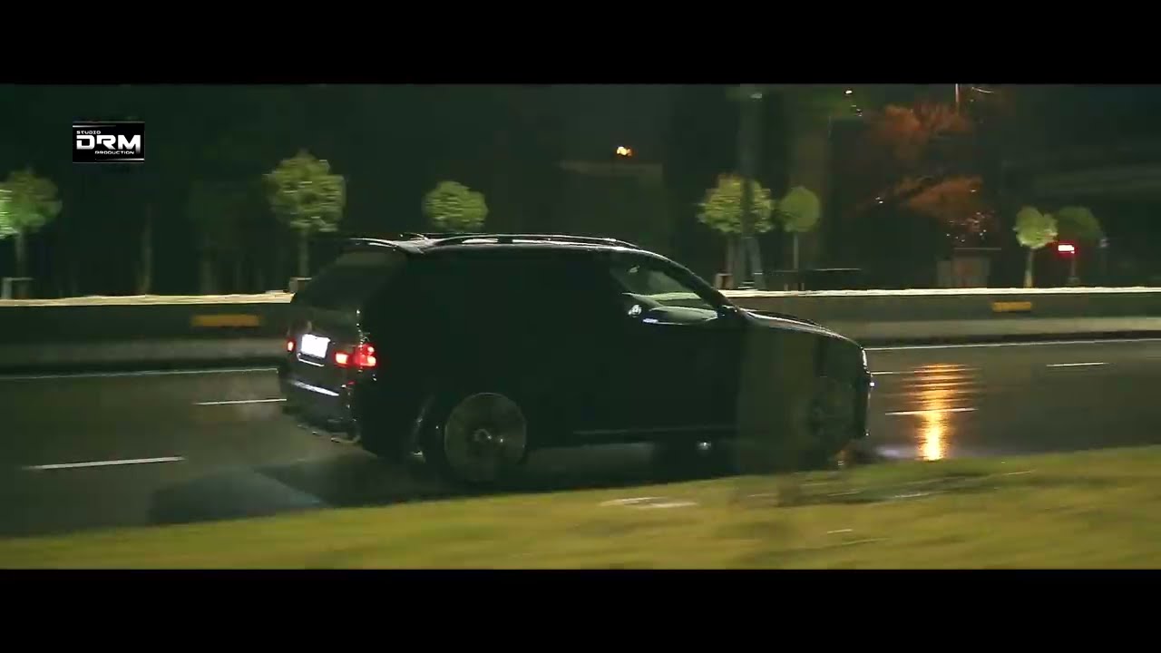 BMW X5 E53 4,8is Kompressor   Night Ride! 2022