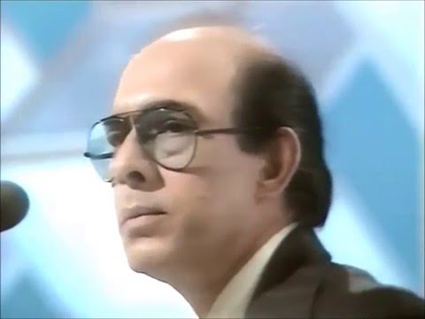 (BBC 5 of 6) TALAT MAHMOOD sings Meri Yaad Men MADHOSH at BBC's Pebble Mill Studios