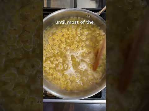 SUPER EASY Mac and Cheese with Evaporated Milk