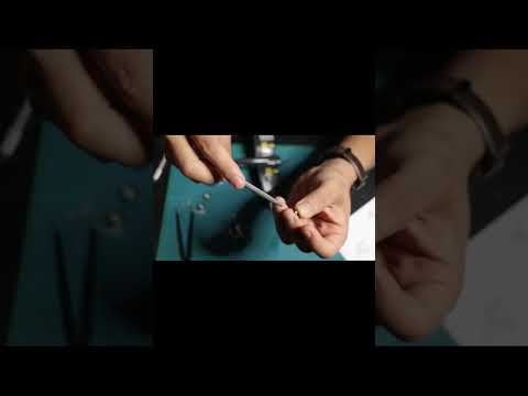 BUILDING F4U-1D CORSAIR - COMPLETE ASSEMBLY [ NO PAINT OR GLUE REQUIRED ]