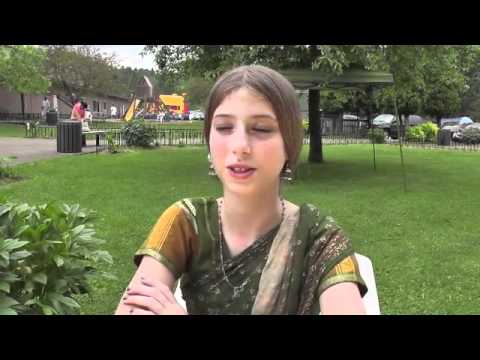 What is kirtan? #1 - Vishakha and Adina