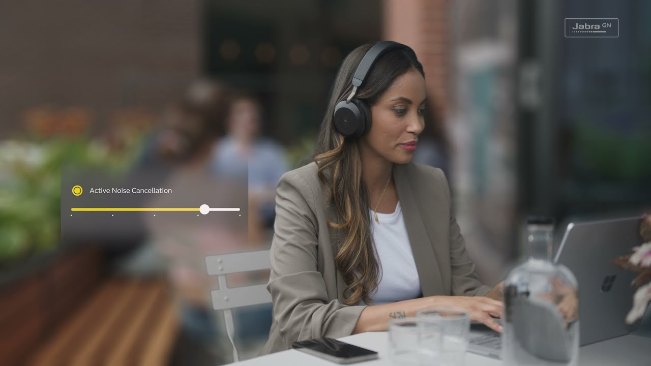 Jabra Evolve2 75 - USB-C MS Teams 充電スタンド付き Jabra Evolve2 75 - USB-C MS Teams 充電スタンド付き