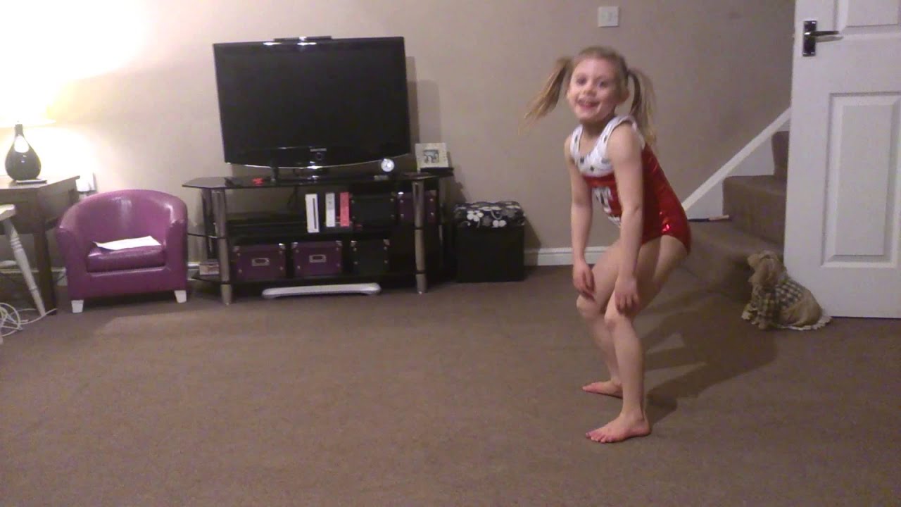 Random Gymnastic skills Ruby age 6