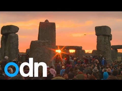 4,000 year-old skeleton unearthed at Wilsford henge