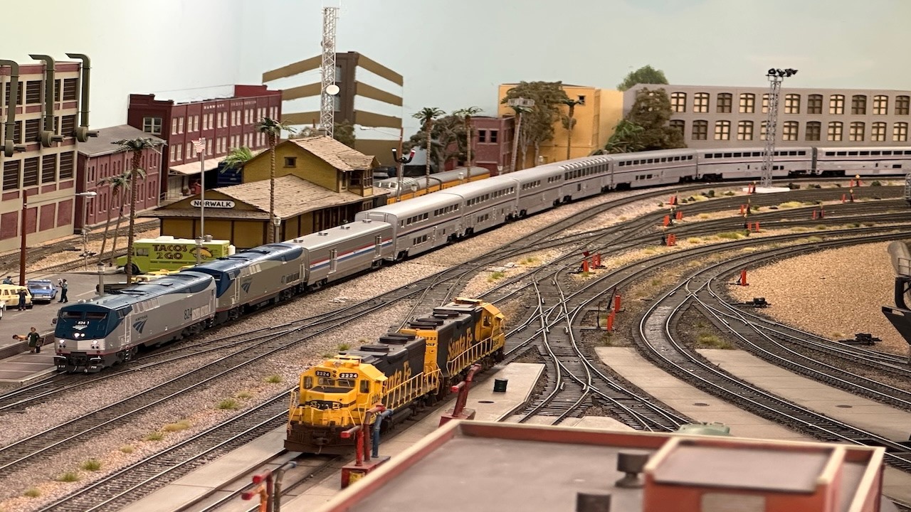 HO Scale: Amtrak Southwest Chief | California Southern Model Railroad Club