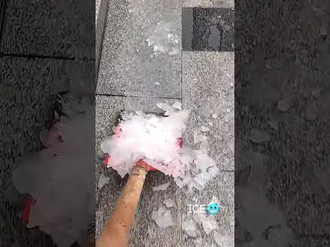 Relax with the sound of ice
