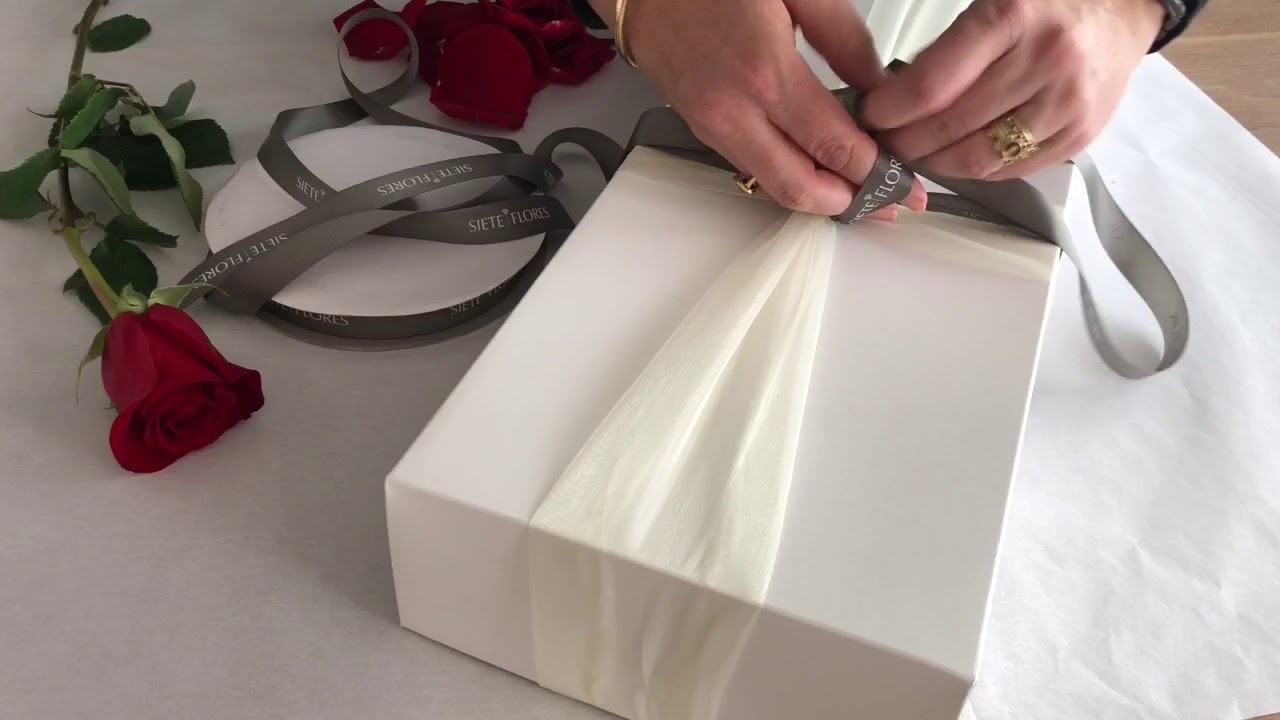 Rosas en Caja: Siete Flores