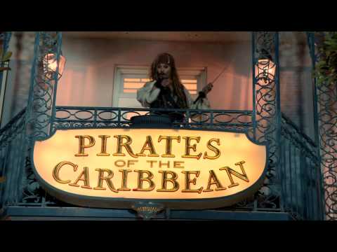 Johnny Depp Surprises Fans as Captain Jack Sparrow at Disneyland!