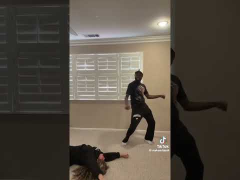 #ghetto #tiktokdance #dance #danceeyyyy #dancer #dancey #toktok #duet #danceydance