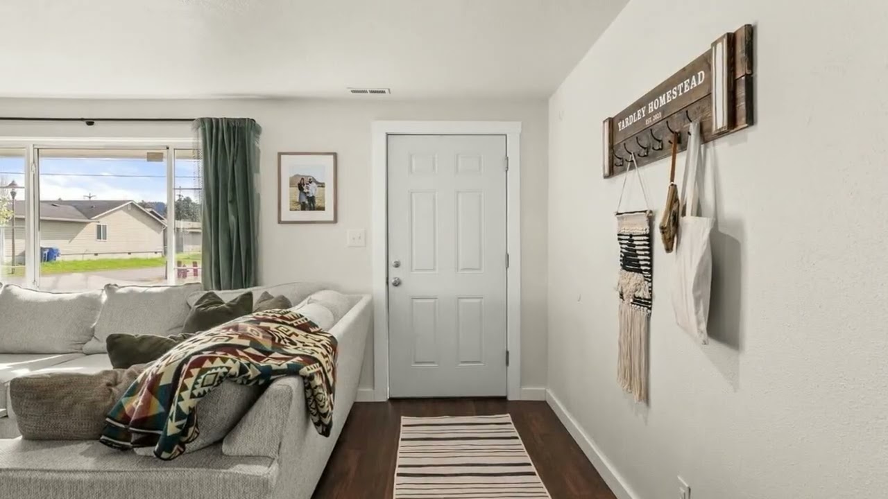 120  Tacoma Avenue NW