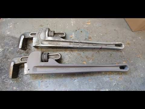 Ridgid Vs. Power Fist Pipe Wrench Comparison (Namebrand Vs Knockoff)