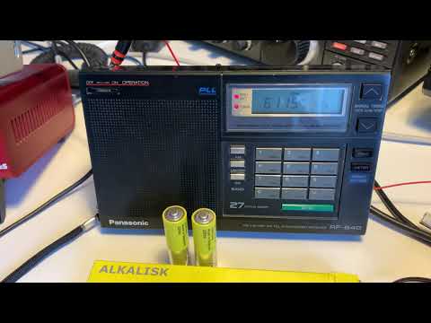 Radio New Zealand International 6115 kHz, copied in Oxford on vintage Panasonic RF-B40 portable