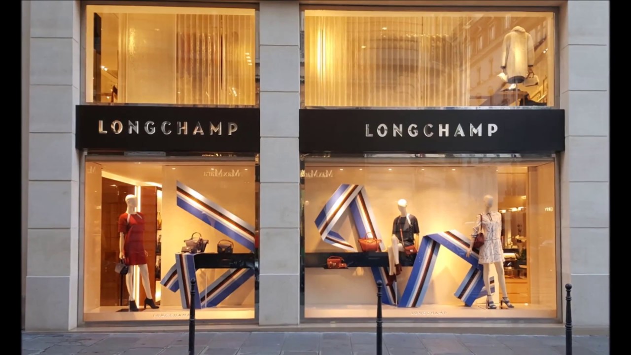 Vitrines PLV - Window Displays - www.faceavant.com