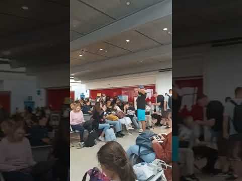 dublin airport departures queues