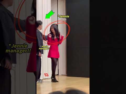 Jennie's manager protected her from the collision! She is so cute! 🥰♥️ #blackpink #jennie