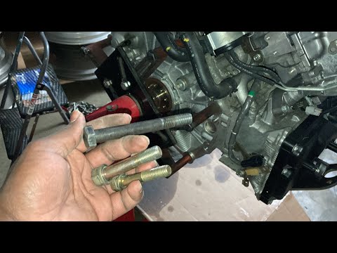 Nissan V8 engine on an Engine Stand. What Bolts should you use with a VK45DE?