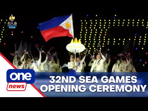 All-Filipina delegation represents PH in SEA Games opening ceremony