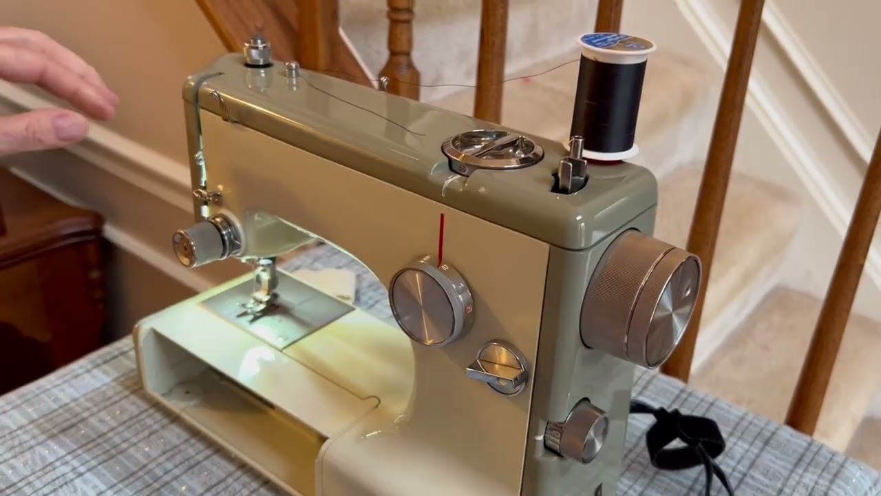 Kenmore 1040 Vintage Sewing Machine