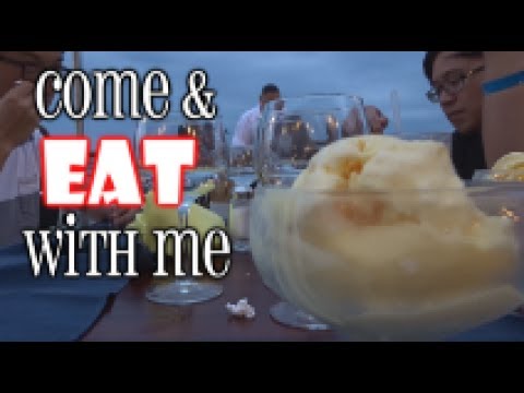 Endless Amounts of Food in Ixtapa Zihuatanejo, Mexico