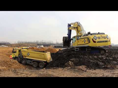 Liebherr R 976 Litronic Crawler Excavator, 544 hp, Price from Rs.0/unit ...