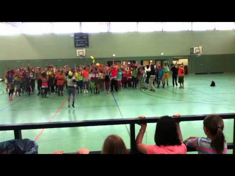 Gymnasium Walsrode-Jahrgangstanz!? 2011