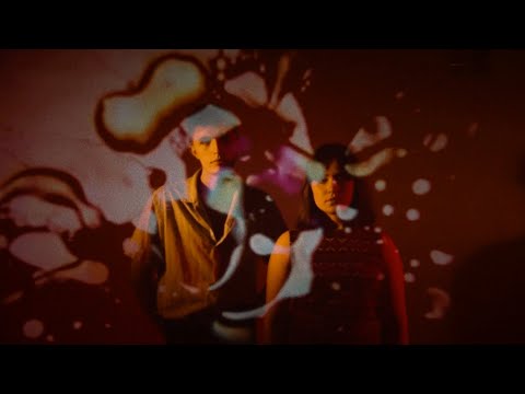 Vona Vella: “Go Outside Forever” – The Autumn Roses