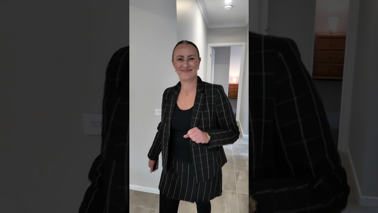 Marja Le Hunt - Hayeswinckle - HIGHTON - realestate.com.au