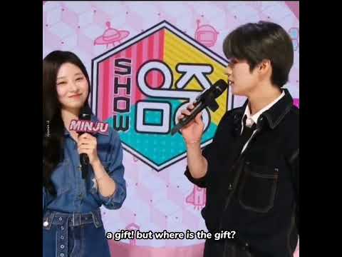 Lee Know's birthday gift ๐ | MC MINSUNG