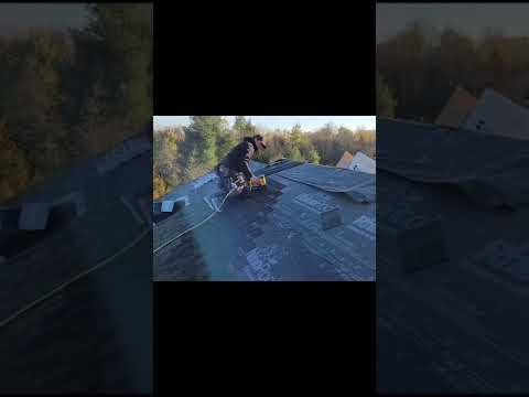 How I like to shingle! #protips #construction #roofing #shingles