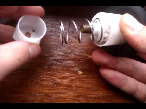 Tip toe pop up bathtub plug assembly