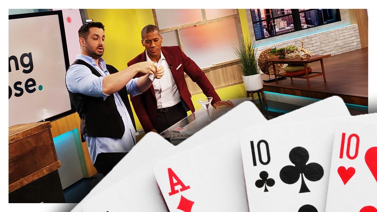 ✨ Magician Robby Bennett performs ahead of show at Galveston Grand Opera House