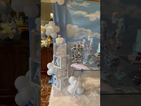 How to style a dessert table. Bear baby shower.