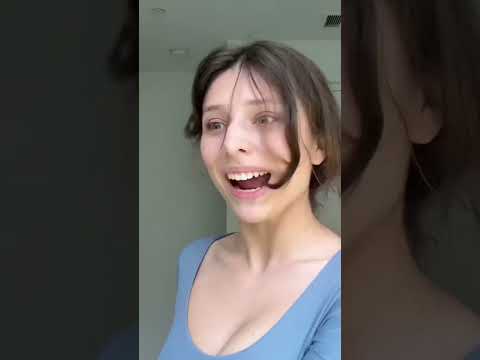 Do I look like her??