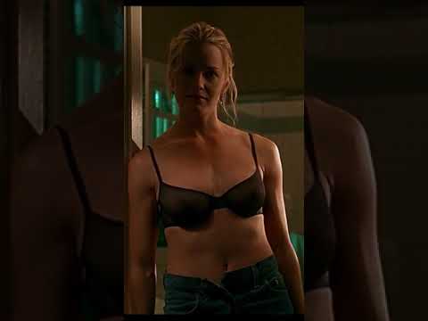 Elisabeth Shue Undress Scene