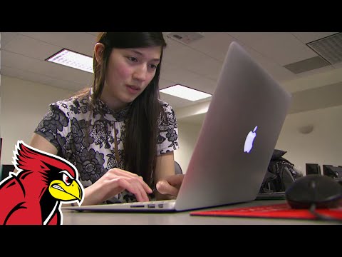 IT student learns the art of creating apps