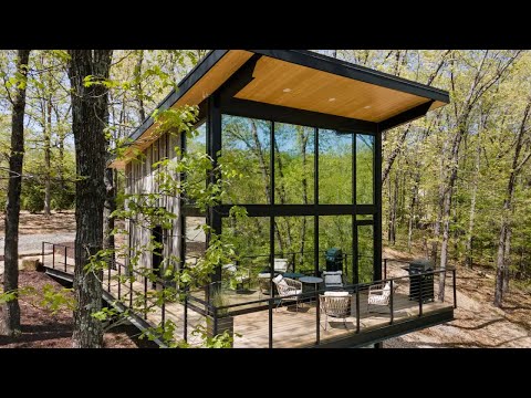 Treehouse at Indian Point (Airbnb Listing)