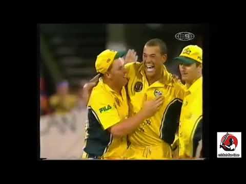Best 10 caught and Bowled Moments in Cricket from Fast Bowlers