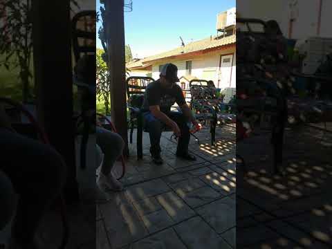 How to drink a Modelo!
