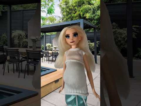 Elsa Goes To The Hospital!? ???????? Pt. 2 Disney Princess - Frozen Dolls - Barbie - Playing With Dolls