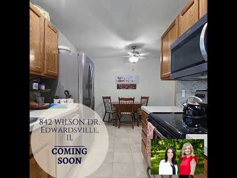 842 WILSON DR. Edwardsville, IL