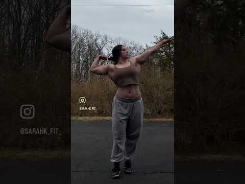 Sarah Korty -instagram@_SarahK_Fit_