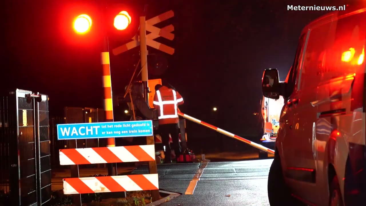 Spoorboom in Beilen aangereden(Video)