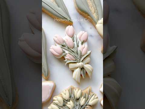 🌷Cookie Cutters | Classes | + More (link in bio) #cookies #cookiedecorating #cookievideos #flowers