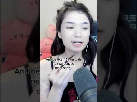 Emiru with no makeup