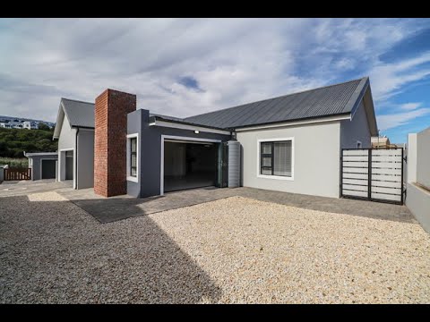 Stilbaai - Asking Price R 2 780 000